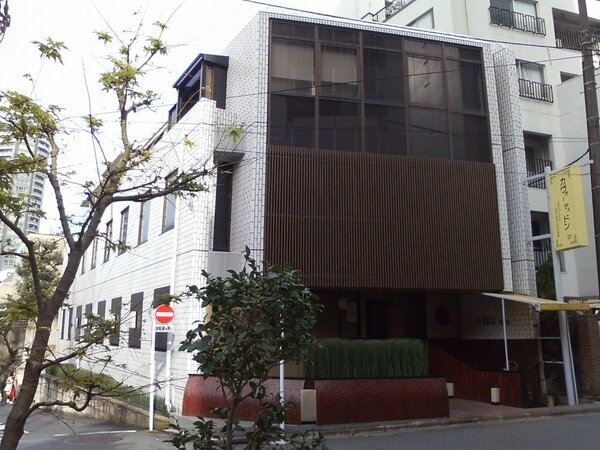 Cram school operator acquires Roppongi restaurant building - NIKKEI ...