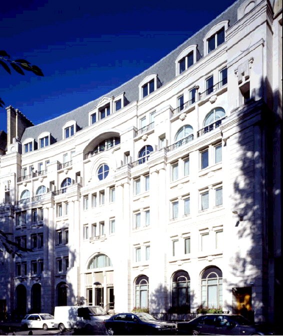 MITSUBISHI ESTATE Acquires Office Building in London for 25 Bil. Yen ...