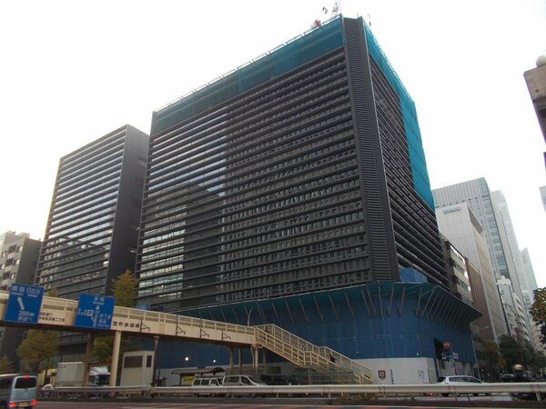 Hitachi Transport occupying new Kyobashi building, sells its own ...
