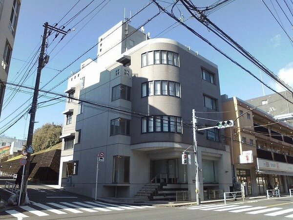 Shibuya-ku mixed-use building changes hands - NIKKEI REAL ESTATE MARKET ...