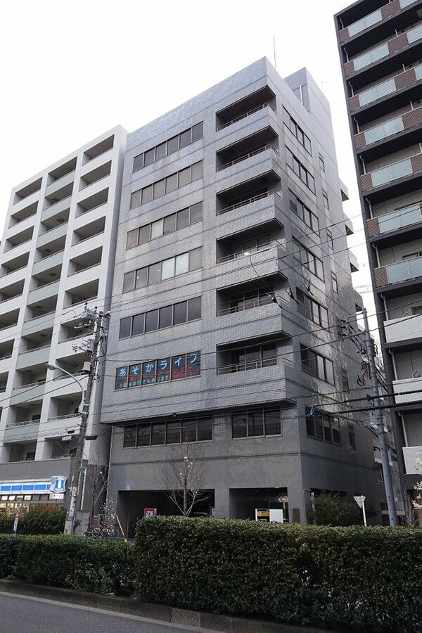 Cosmos Initia acquires Koto-ku office building for resale - NIKKEI REAL ...