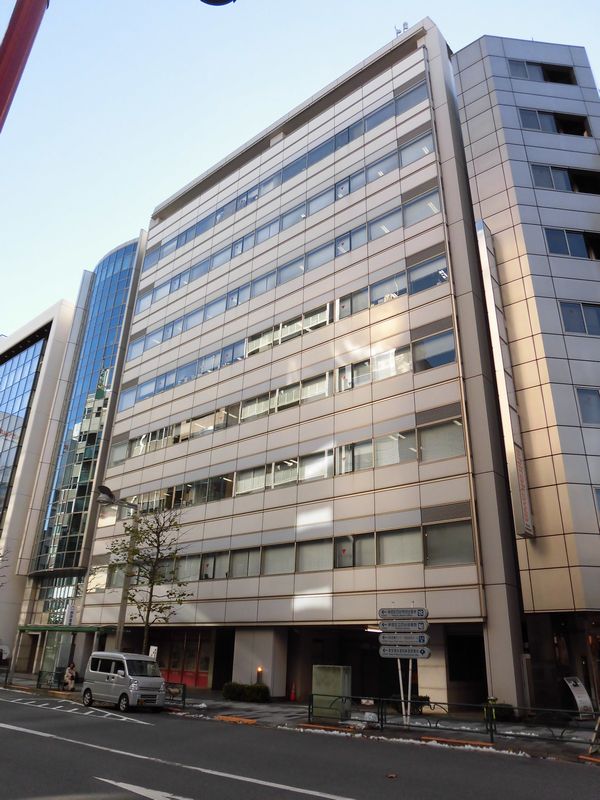 Shinjuku office building exchanged between SPCs - NIKKEI REAL ESTATE ...