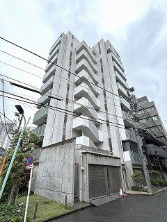 Raysum purchases Roppongi apartment building - NIKKEI REAL ESTATE ...