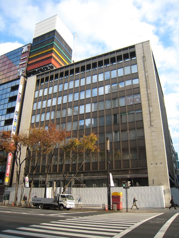 HULIC Rebuilding Sukiyabashi Fuji Building in Ginza - NIKKEI REAL ...