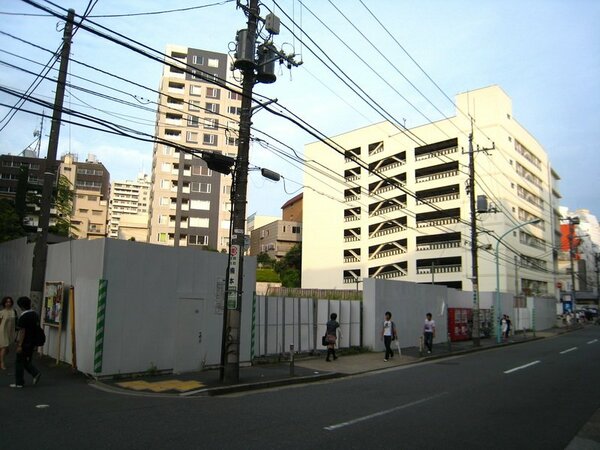 RAYSUM Loses All 20 Bil. Yen of Equity in Deal - NIKKEI REAL ESTATE ...