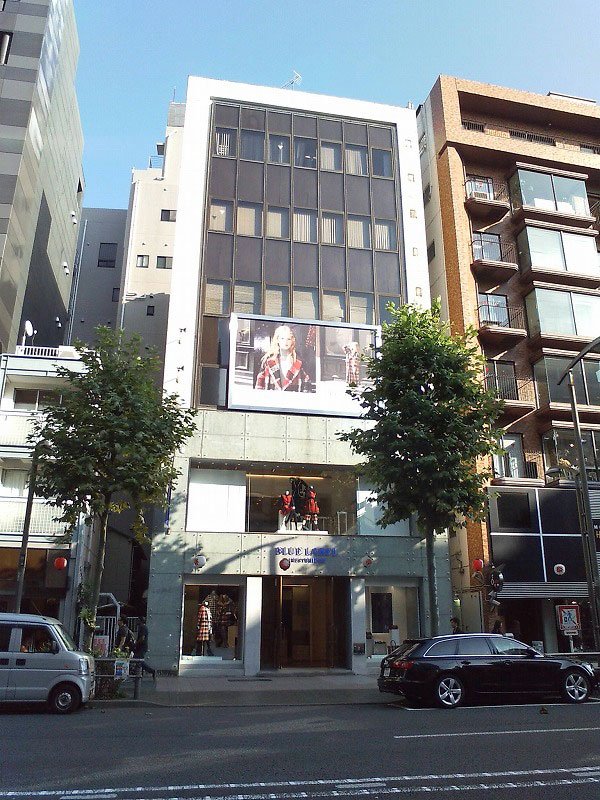 Raysum acquires boutique building on Shibuya's Meiji-dori - NIKKEI REAL ...