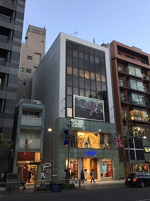 Raysum flips retail building in Jingumae, Shibuya-ku in seven months ...