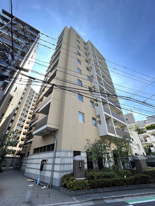 AXA acquires two Tokyo buildings for Y6.9bn - NIKKEI REAL ESTATE MARKET ...